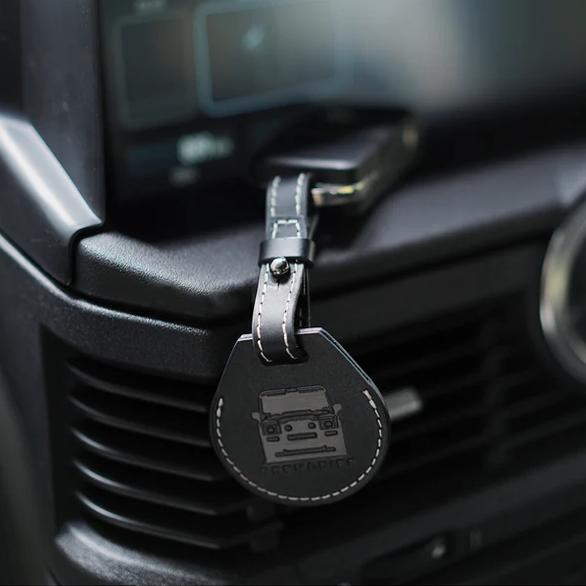 Ineos Grenadier Leather Keychain & AirTag Cover | Premium Leather Key ...